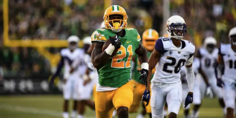 Oregon’s Balanced Running Backs Will Become Elite in 2015 | FishDuck